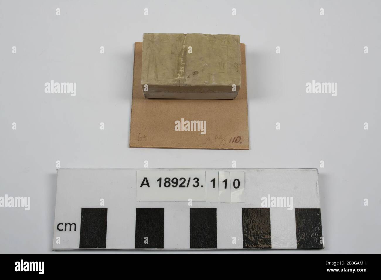 casting, cylinder seal, sulfur, plaster, 2.4 x 4 x 1.3 cm, cardboard: 4 ...