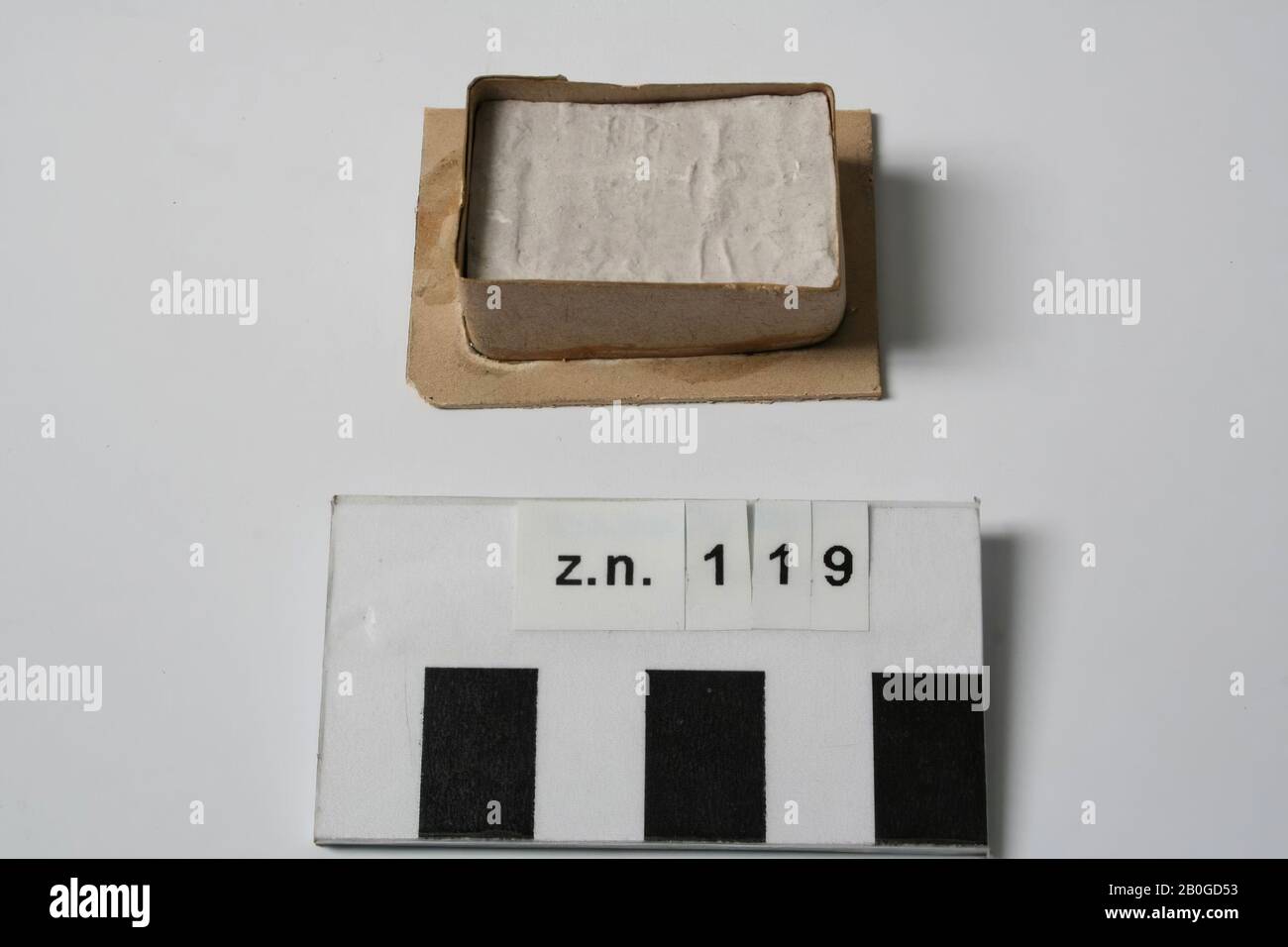 Ancient Near East, imprint, cylinder seal, plaster, 2.1 x 3.4 x 1.4 cm ... Ancient Near East, imprint, cylinder seal, plaster, 2.1 x 3.4 x 1.4 cm ...