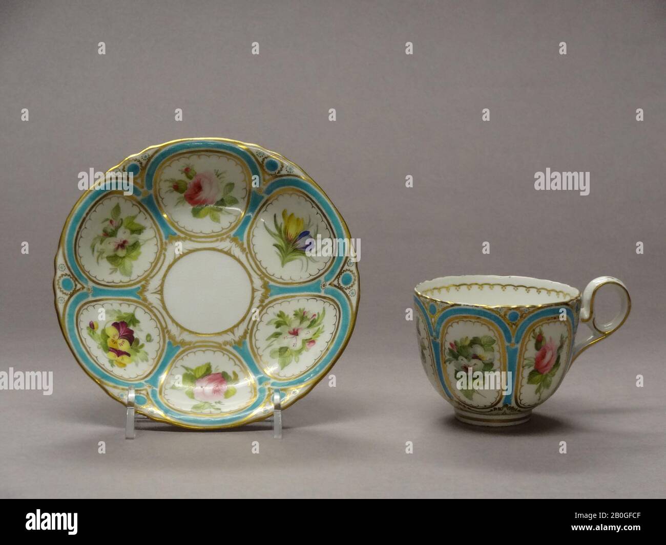 Minton porcelain manufactory hi-res stock photography and images - Alamy