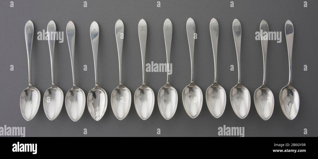 Hand cast hi-res stock photography and images - Alamy