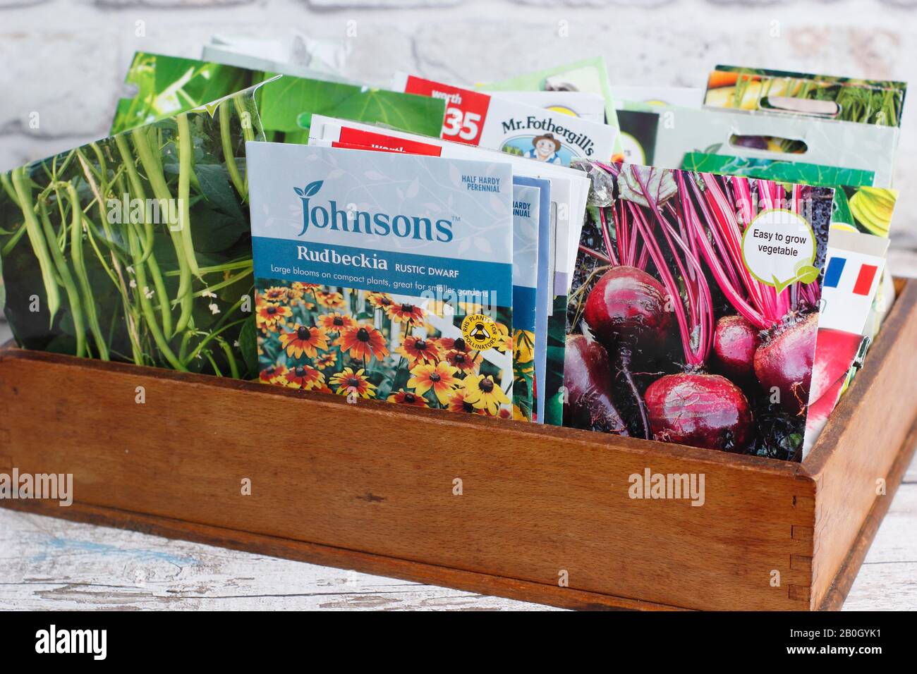 Seed box hi-res stock photography and images - Alamy