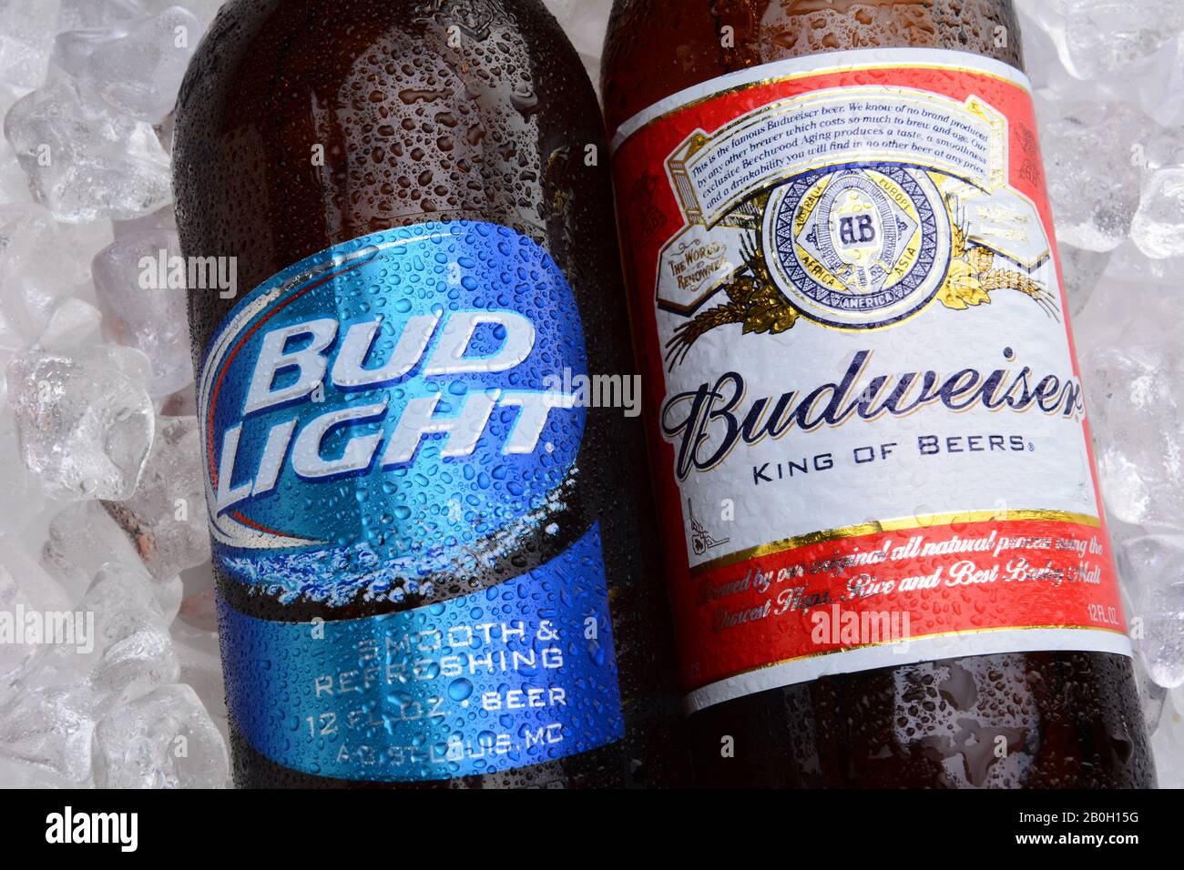 Budweiser bottle ice hi-res stock photography and images - Alamy