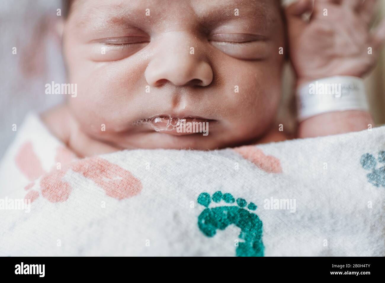 Boy face hi-res stock photography and images - Alamy