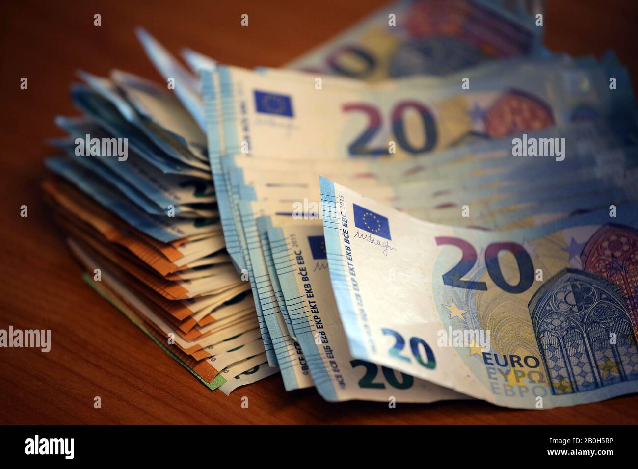 20 euro no hi-res stock photography and images - Alamy