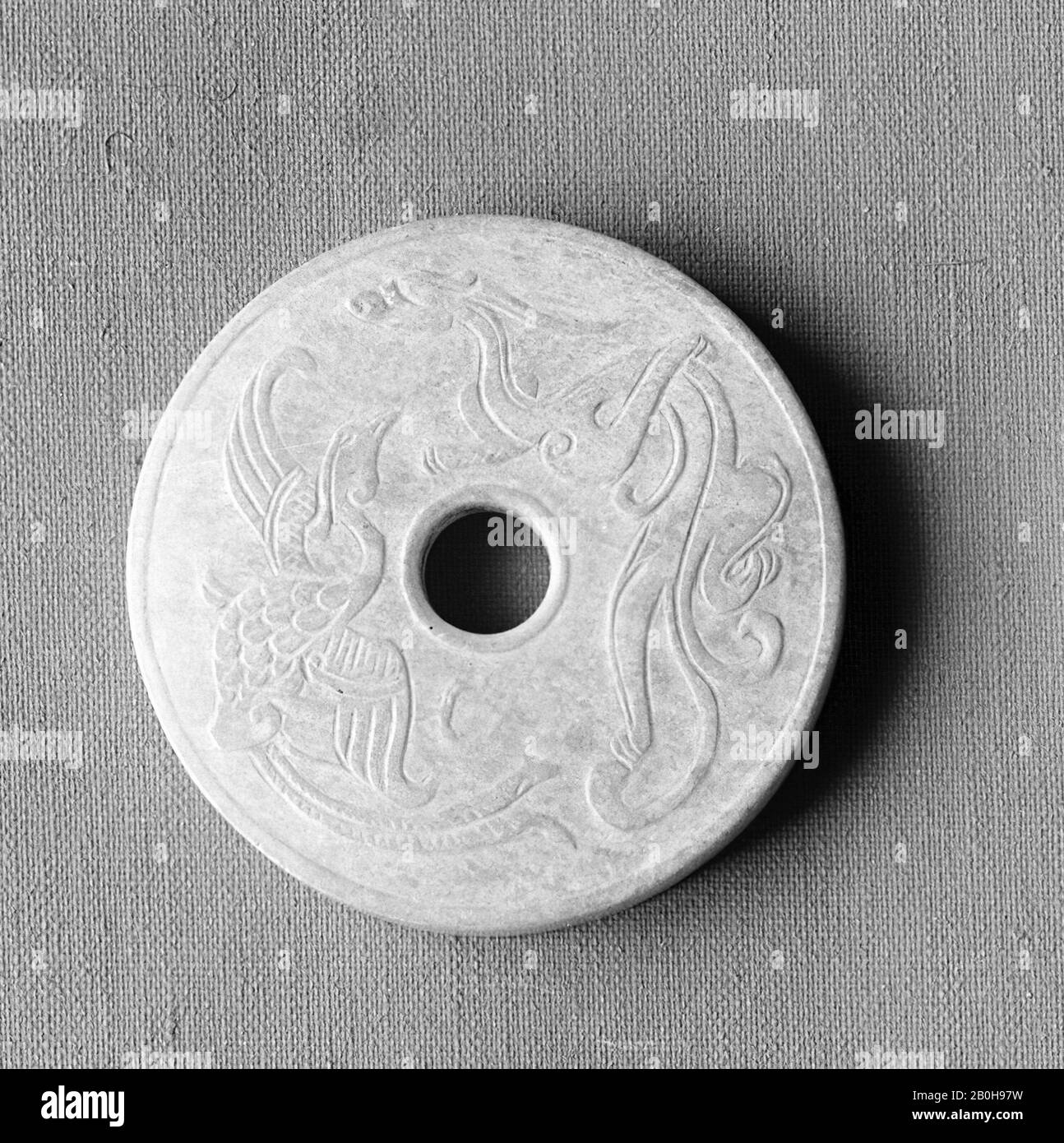 Disk, China, Han dynasty (206 B.C.–A.D. 220), Culture: China, Jade ...