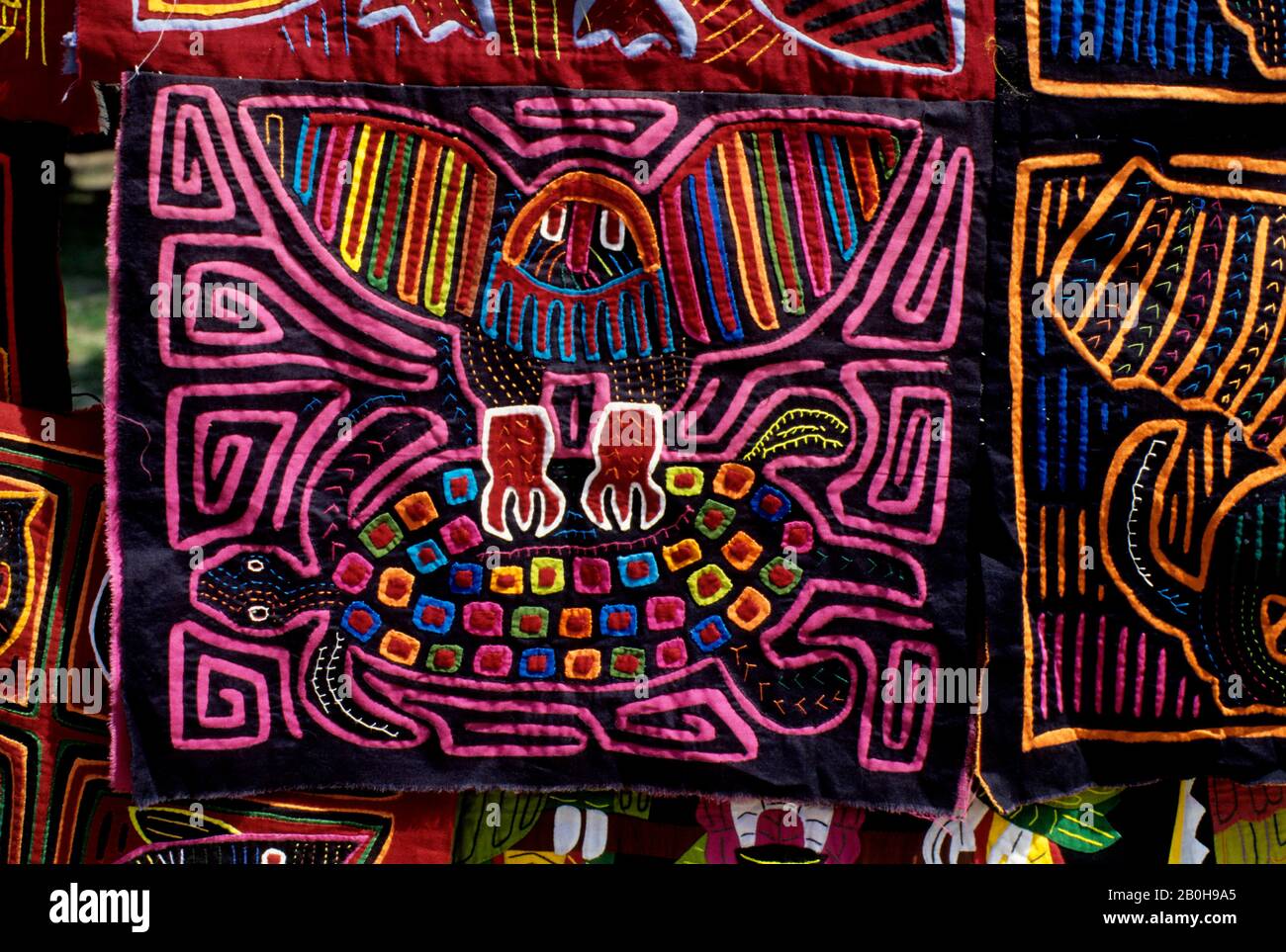 Molas panama hi-res stock photography and images - Alamy