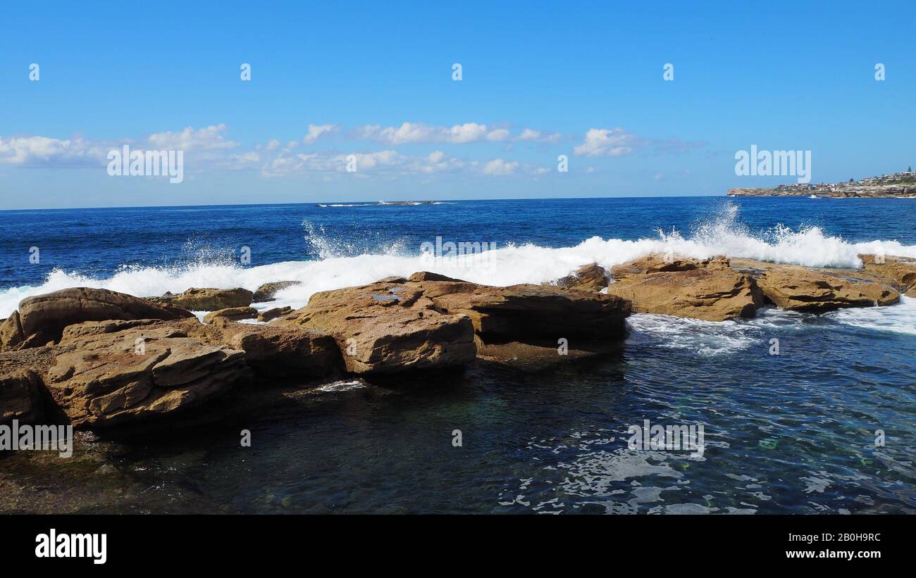 South coogee beach hi-res stock photography and images - Alamy