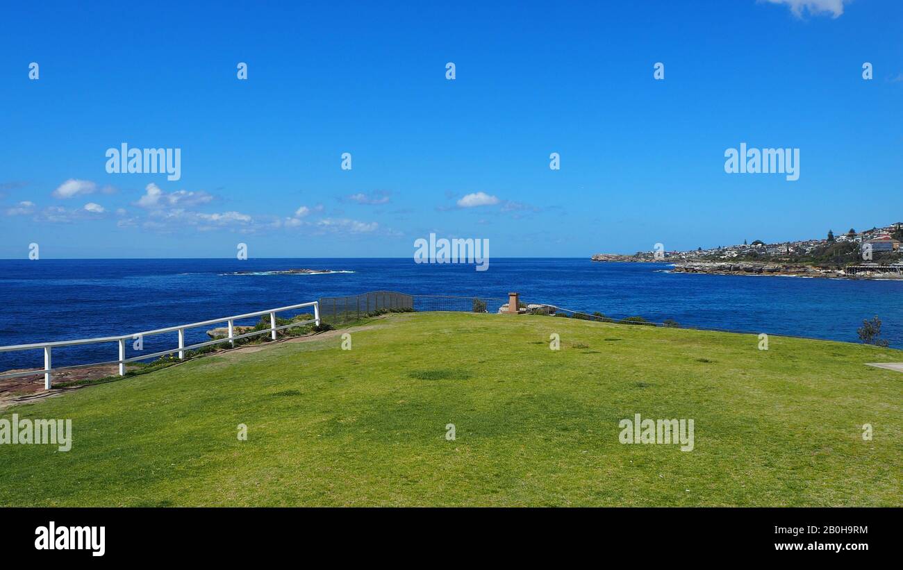 South coogee beach hi-res stock photography and images - Alamy