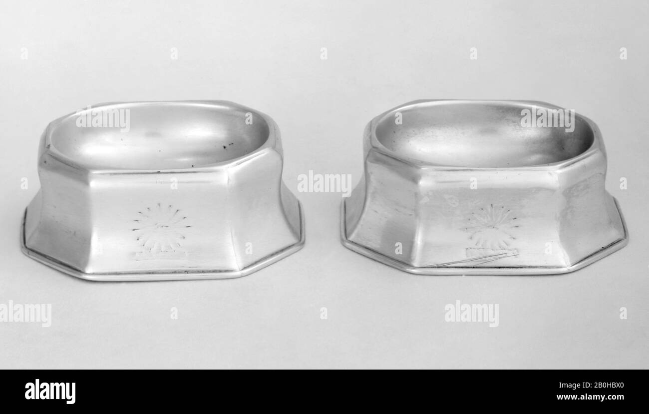 Salt trenchers hi-res stock photography and images - Alamy