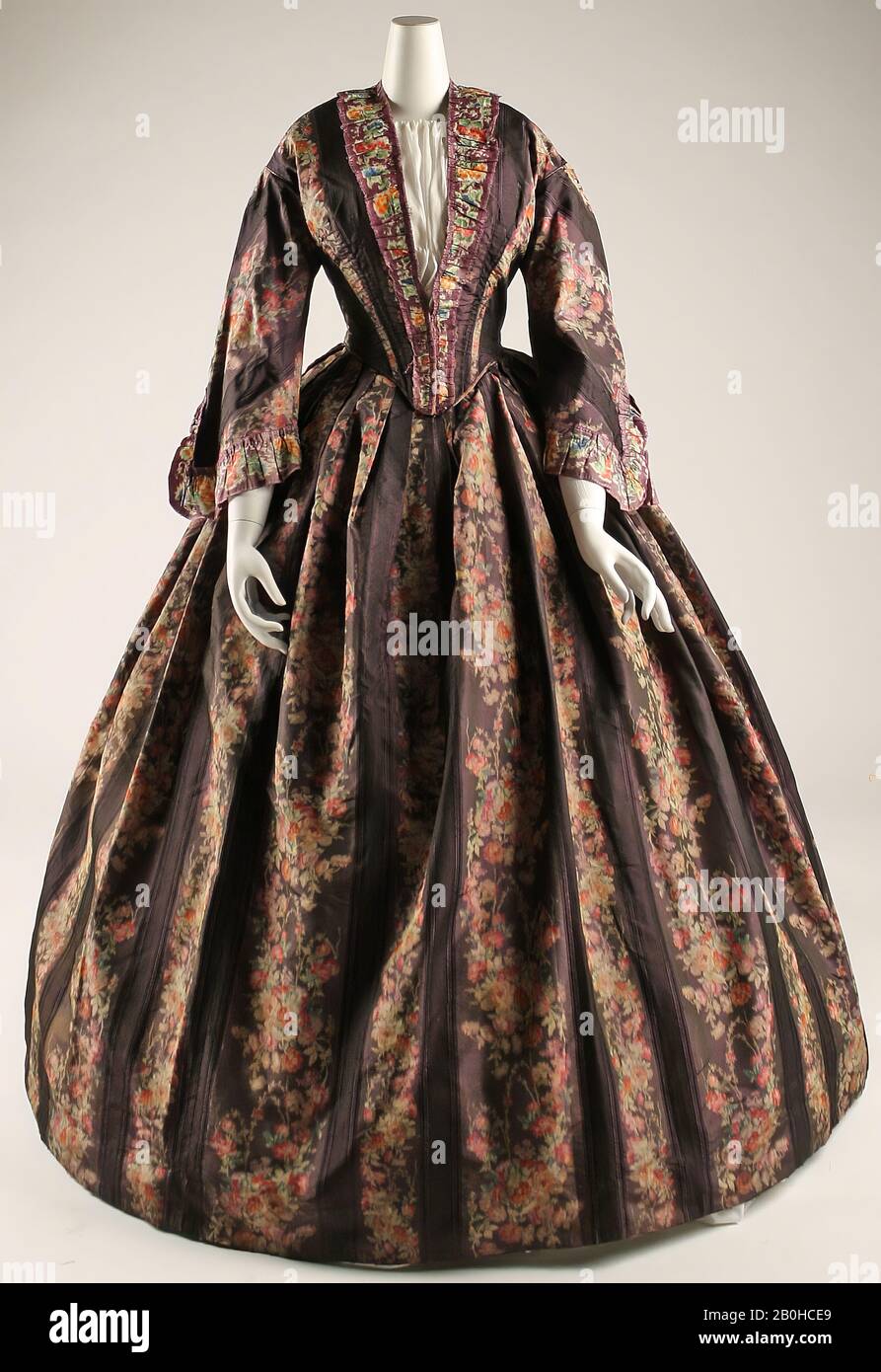 Afternoon dress, British, 1847–50, British, silk Stock Photo - Alamy