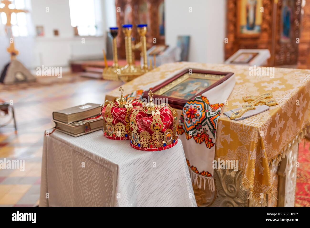 Christian holy family orthodox icon hi-res stock photography and images ...