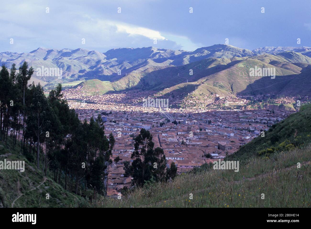 PERU, CUZCO, OVERVIEW OF CITY Stock Photo - Alamy