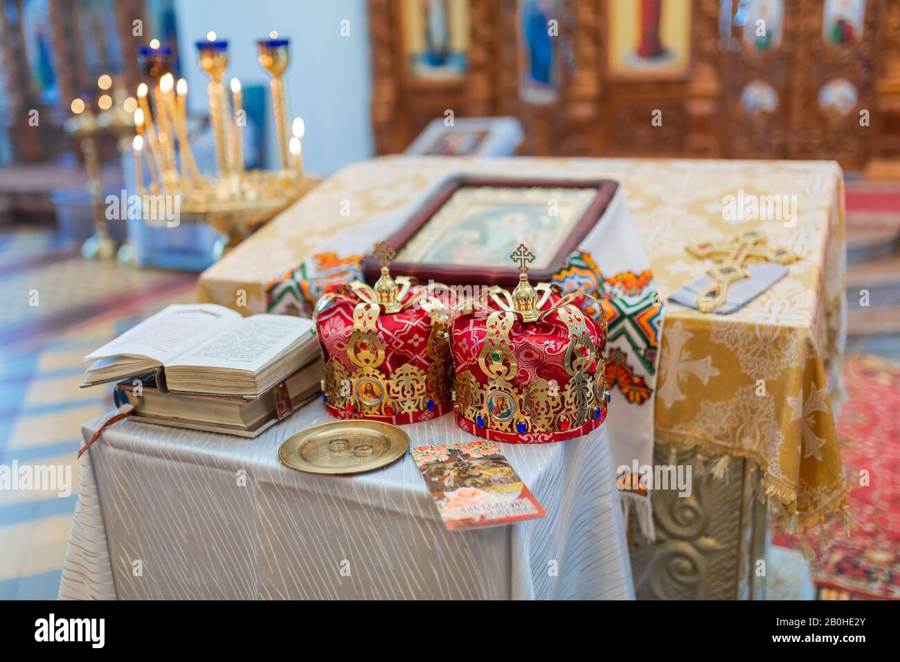 Christian holy family orthodox icon hi-res stock photography and images ...