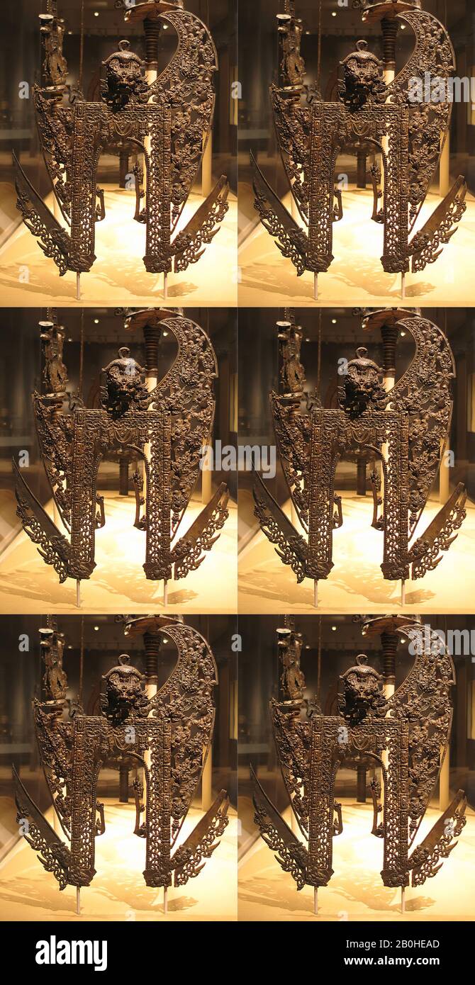 Halo (Prabha), Indonesia (Java), Eastern Javanese period, Singasari ...