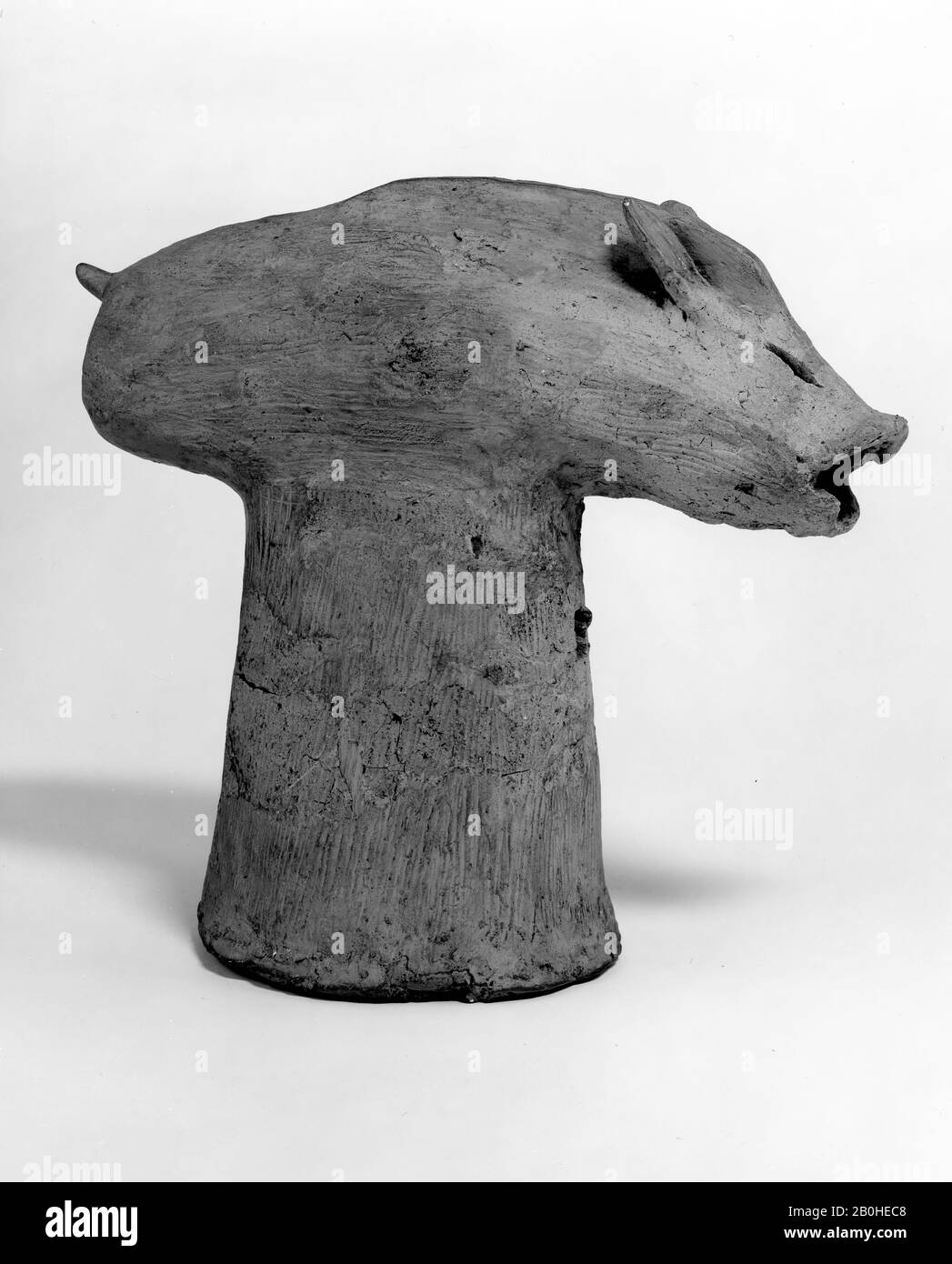 Haniwa pottery hi-res stock photography and images - Alamy