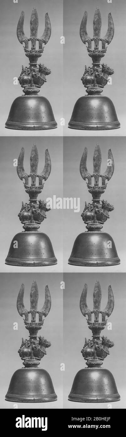 Bronze hand bell hi-res stock photography and images - Alamy