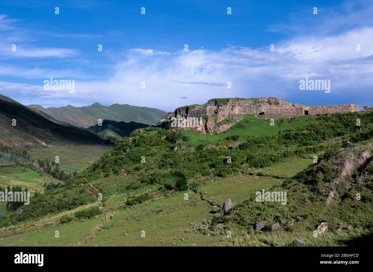 Puca pucara inca fortress hi-res stock photography and images - Alamy