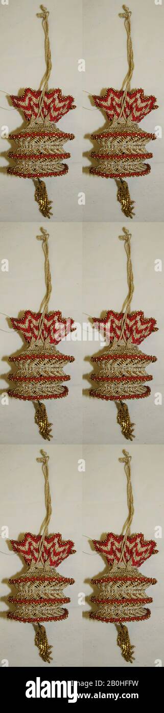 Reticule hi-res stock photography and images - Alamy