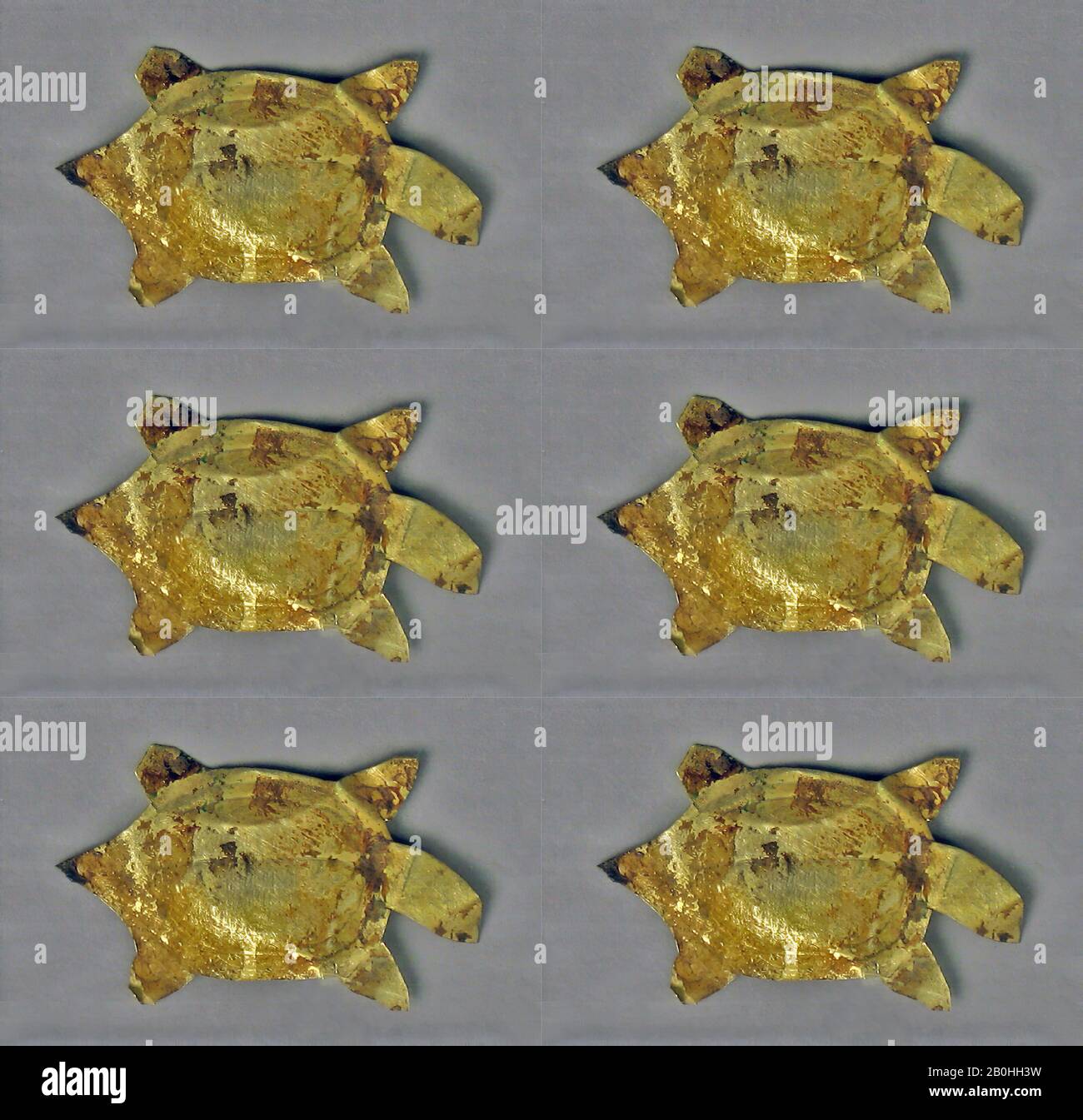 Gold turtle hi-res stock photography and images - Alamy