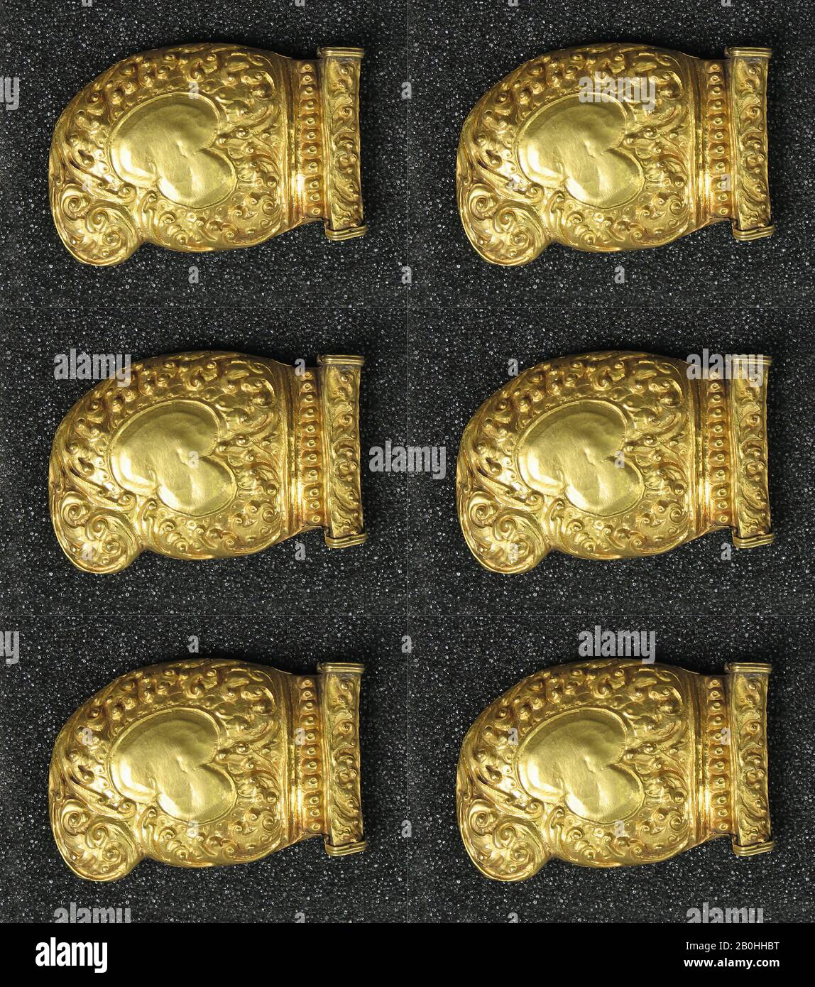 Tiger Claw Pendant, Indonesia (Central Java), 8th–12th century ...