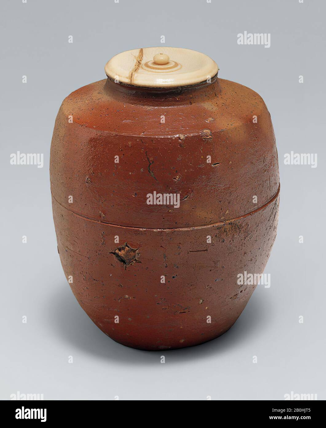 Momoyama period ceramics hi-res stock photography and images - Alamy