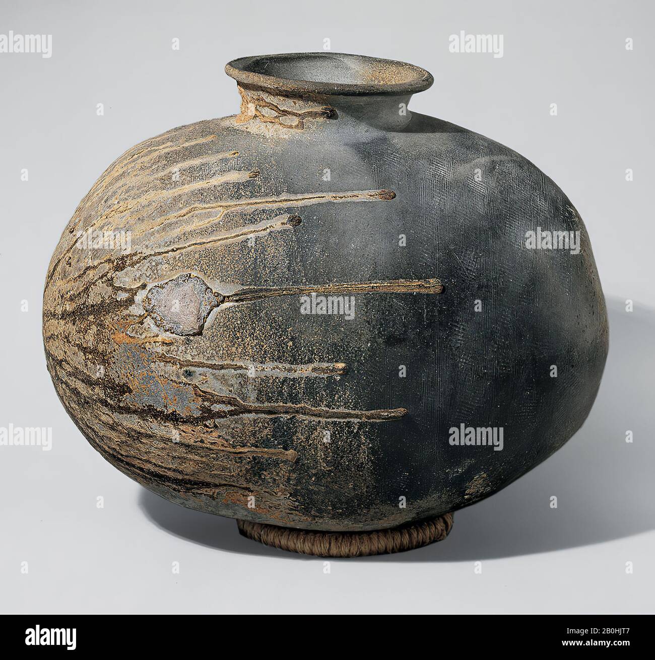 Kofun period ash glaze hi-res stock photography and images - Alamy