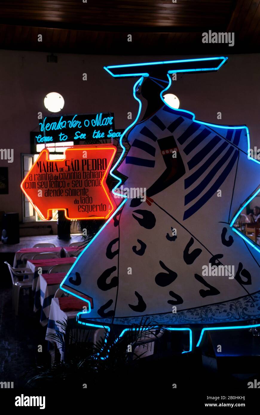 Modelo de neón hi-res stock photography and images - Alamy