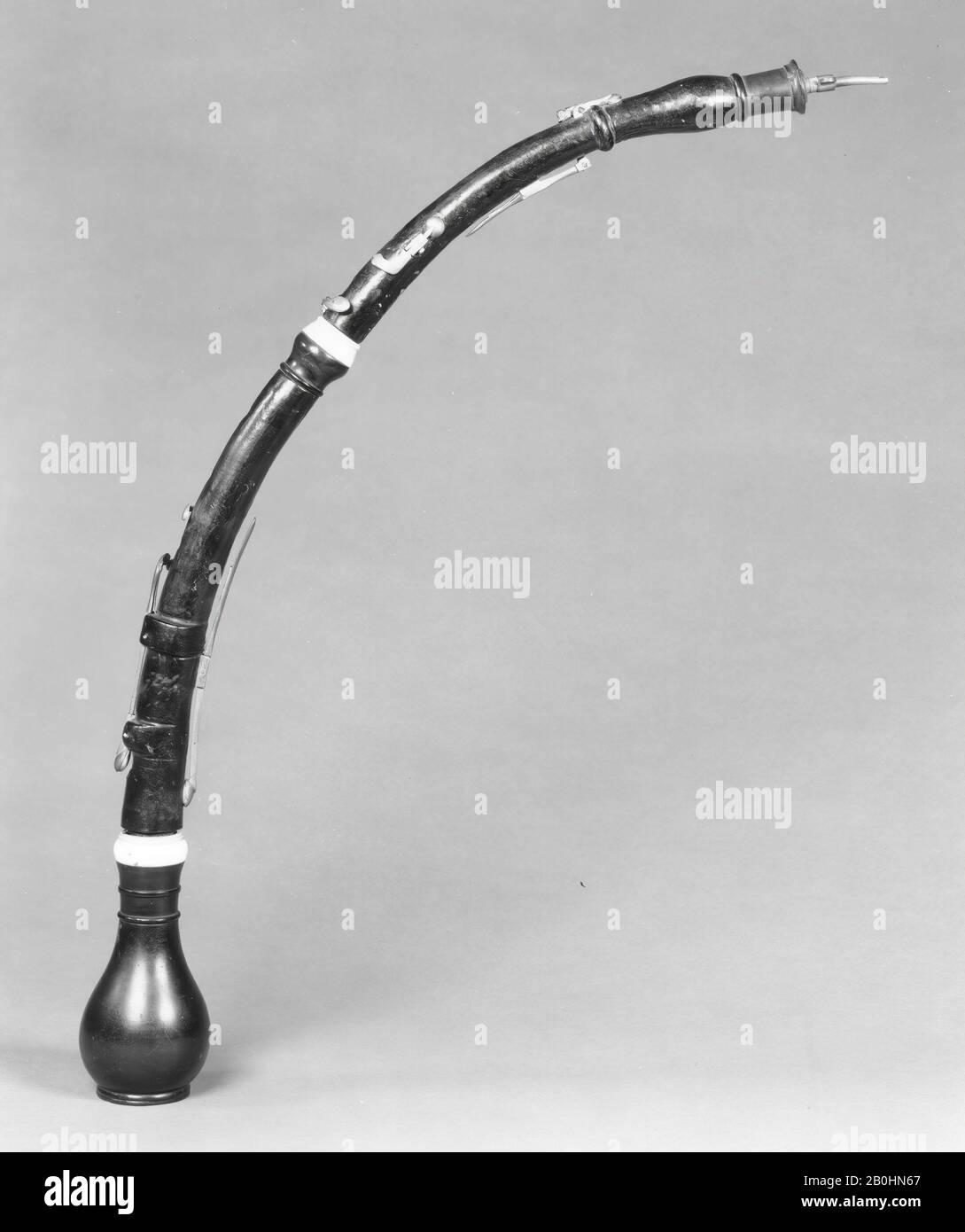 Max bell diameter hi-res stock photography and images - Alamy