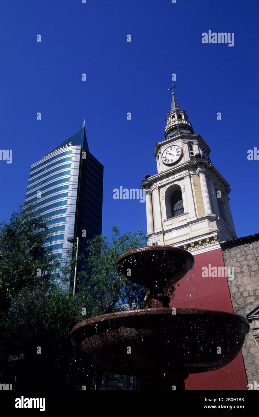 CHILE, SANTIAGO, DOWNTOWN, SAN FRANCISCO CHURCH, MODERN BUILDING ...
