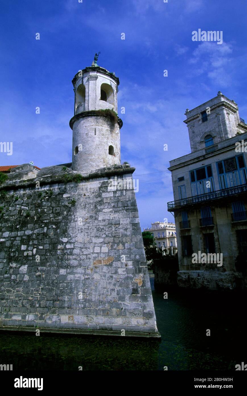 Havana castillo hi-res stock photography and images - Alamy