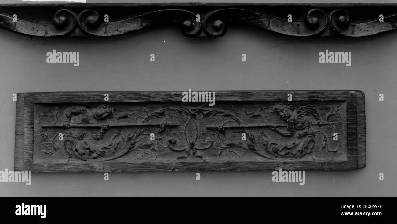 Frieze, French, 16th century, French, Carved oak, 3 3/4 × 17 7/8 in. (9 ...