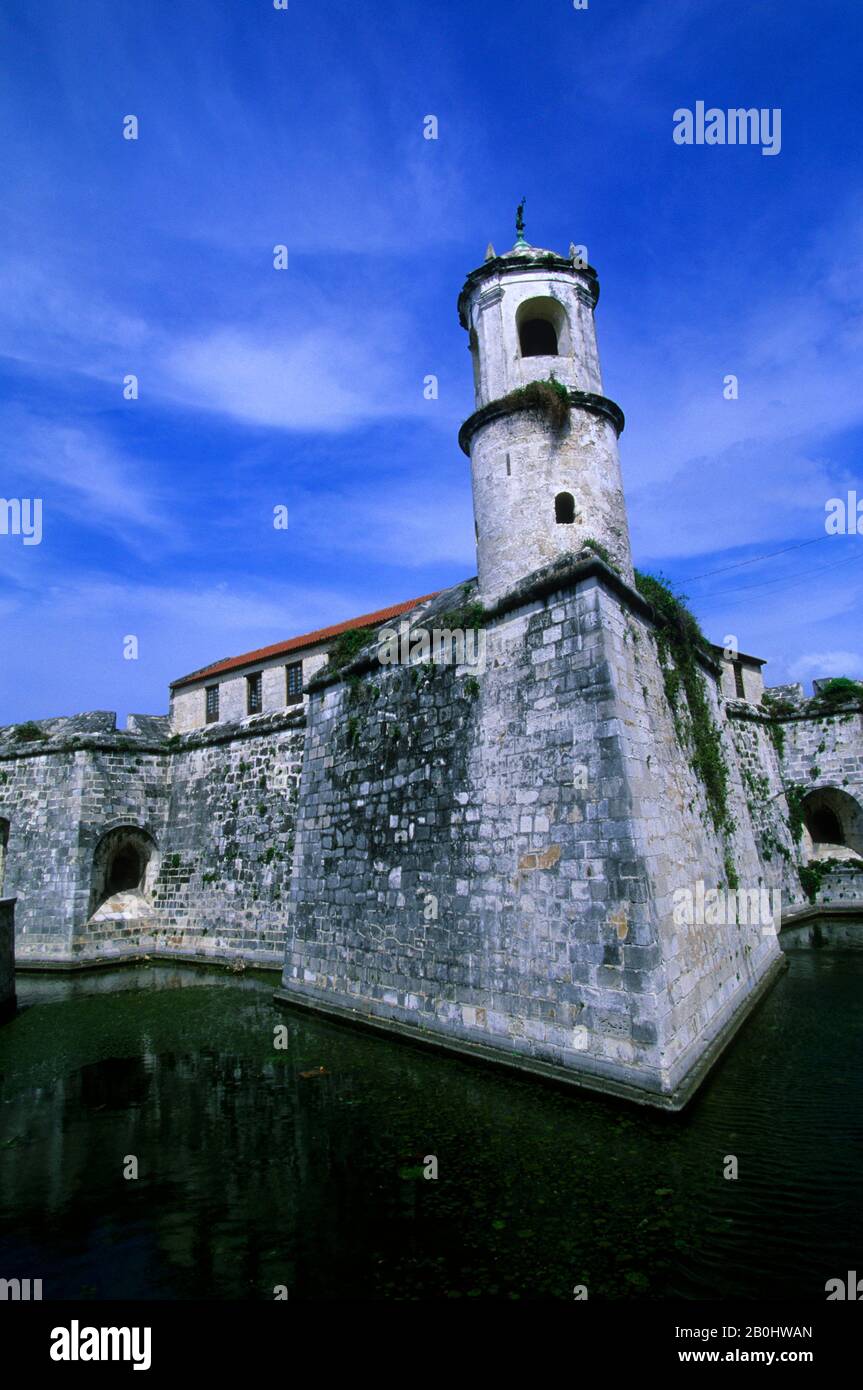 Real moat hi-res stock photography and images - Alamy