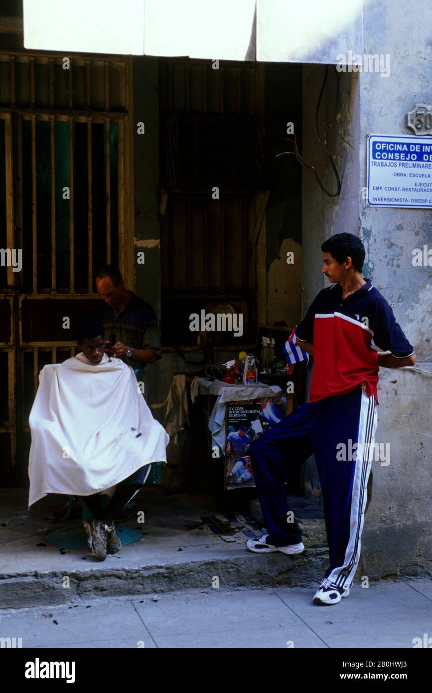 Cuban haircut hi-res stock photography and images - Alamy