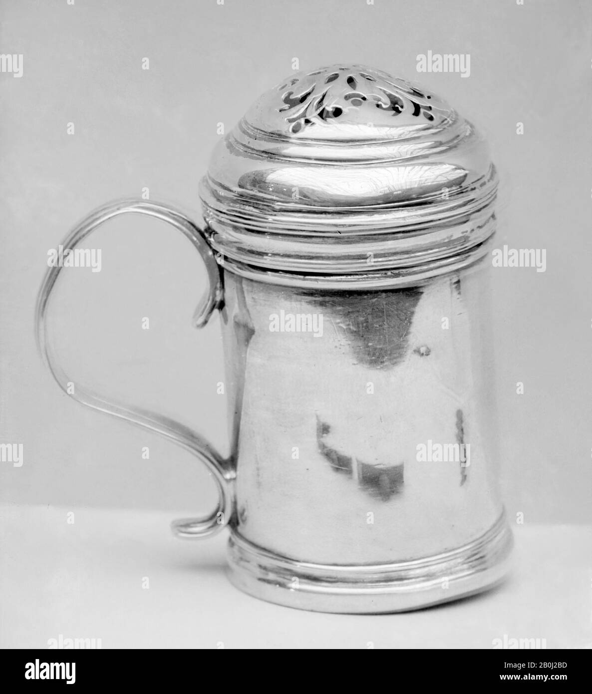 Silver caster hi-res stock photography and images - Alamy