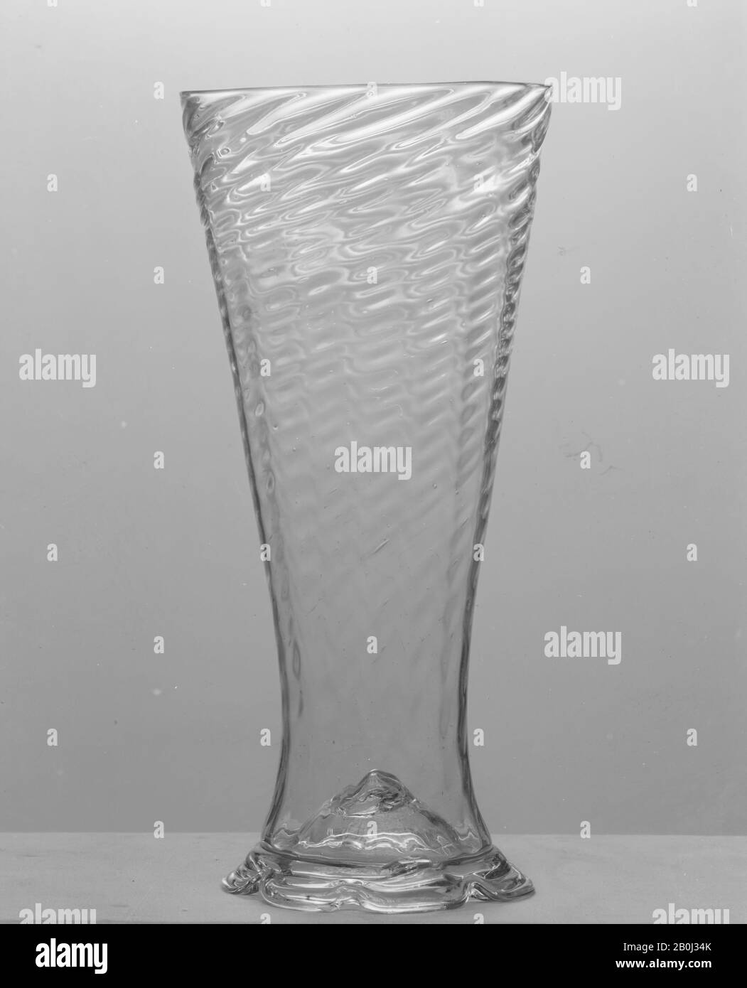 Beaker (Humpen), German, 17th century, German, Glass, Overall: 10 × 4 1 ...