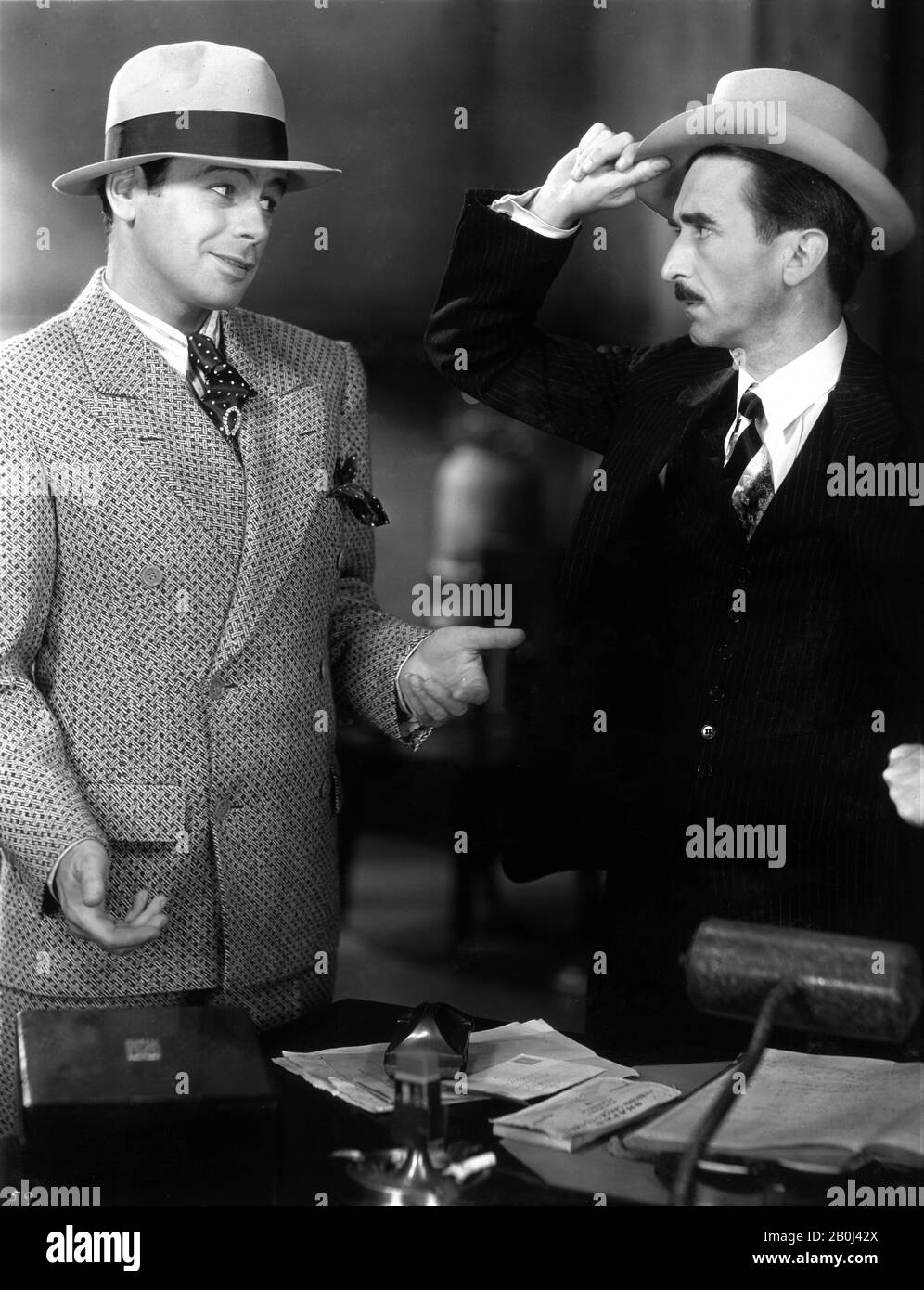 PAUL MUNI as Tony Camonte and OSGOOD PERKINS in SCARFACE 1932 directors ...