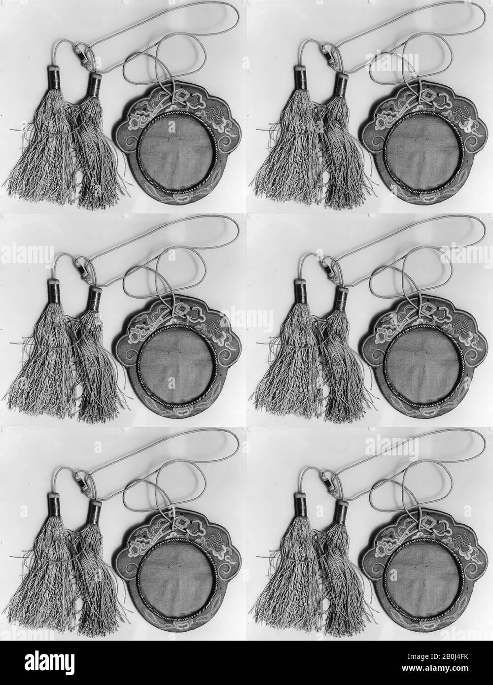 Mirror textiles hi-res stock photography and images - Alamy