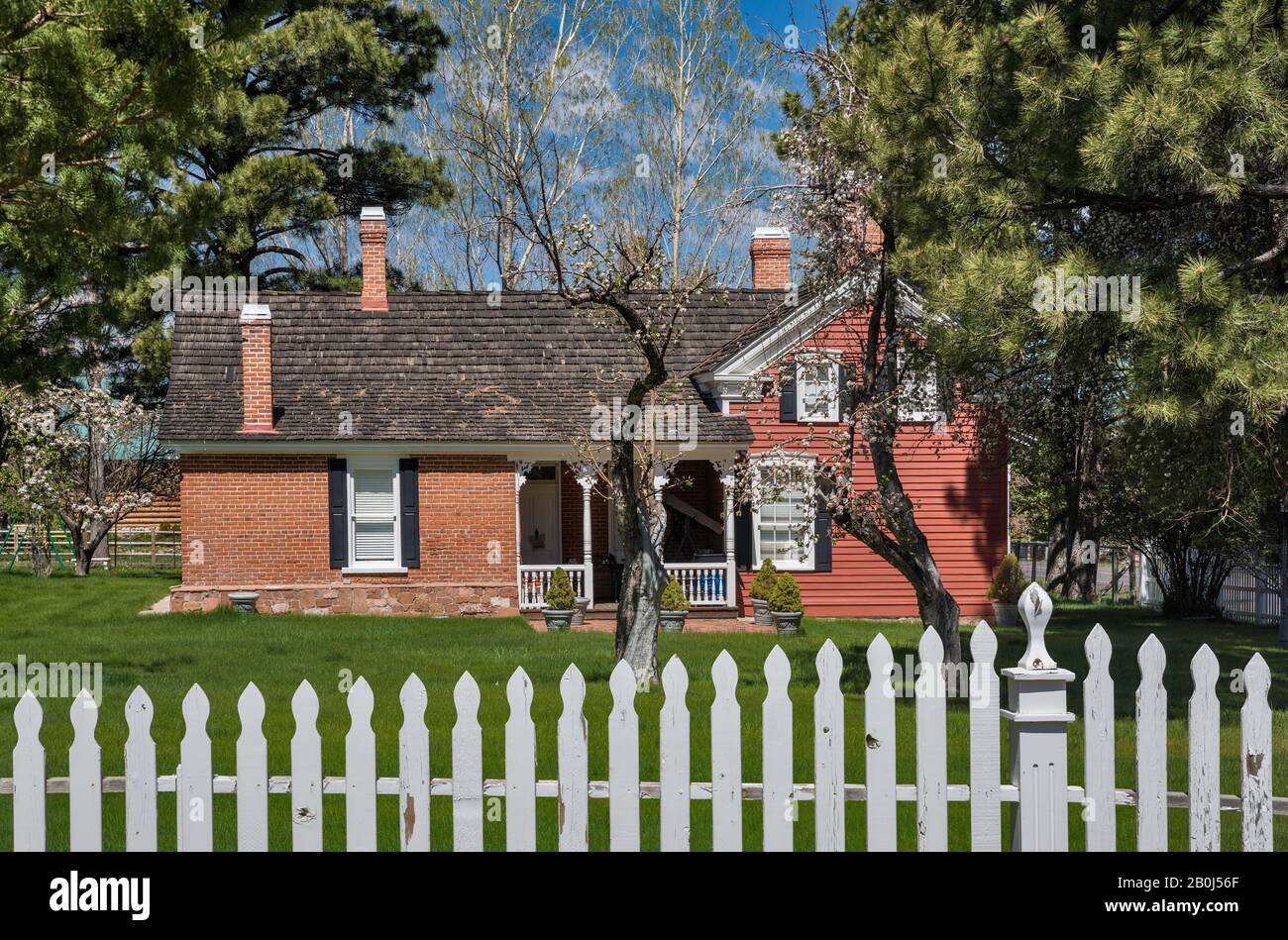 Willow way homestead hi-res stock photography and images - Alamy