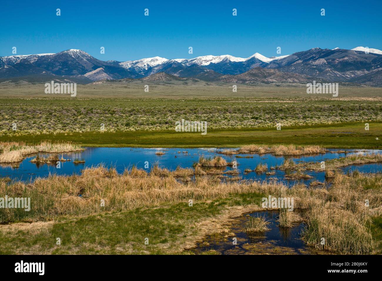 Pruess lake hi-res stock photography and images - Alamy