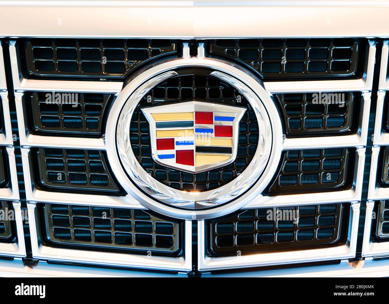 Cadillac Front Emblem Stock Photo - Alamy