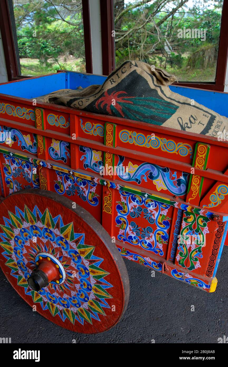 Costa Rican Ox Cart Stock Photos & Costa Rican Ox Cart Stock Images - Alamy