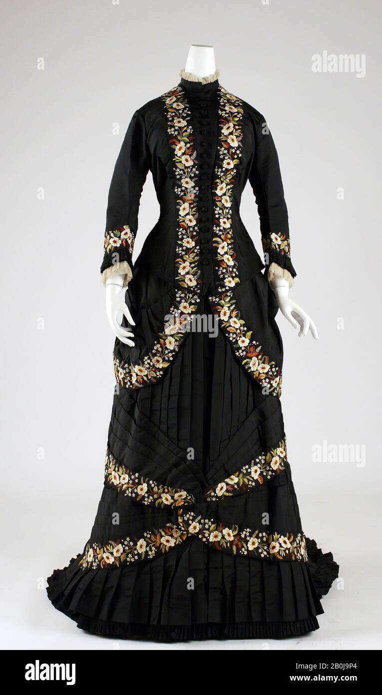 Mon Dress High Resolution Stock Photography and Images - Alamy