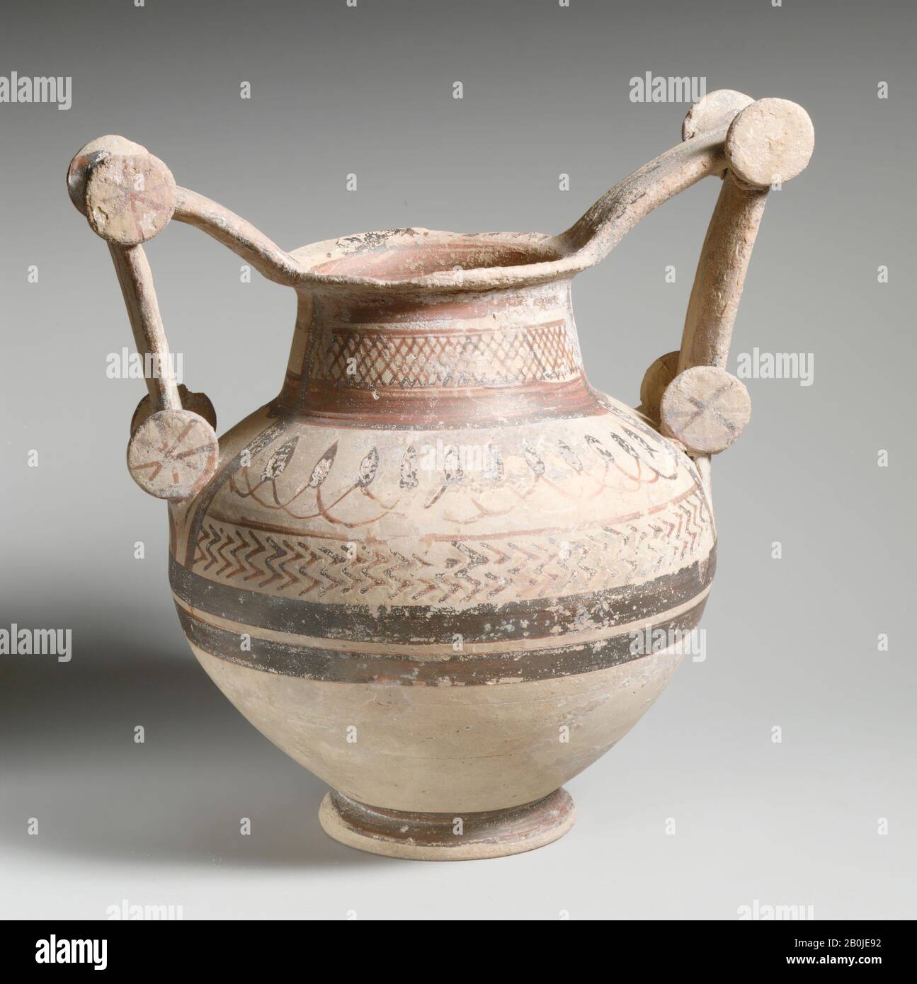 Terracotta trozella hi-res stock photography and images - Alamy