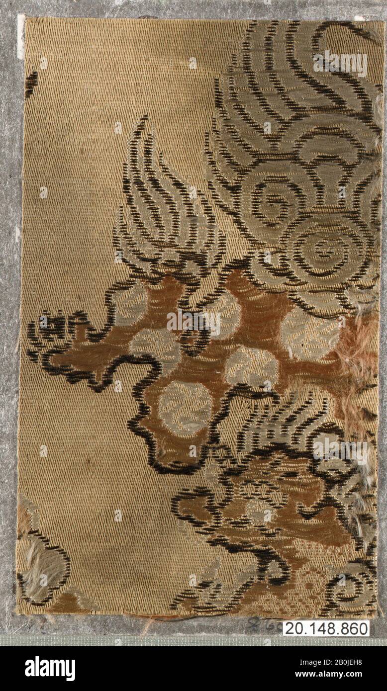 Ming textiles hi-res stock photography and images - Alamy