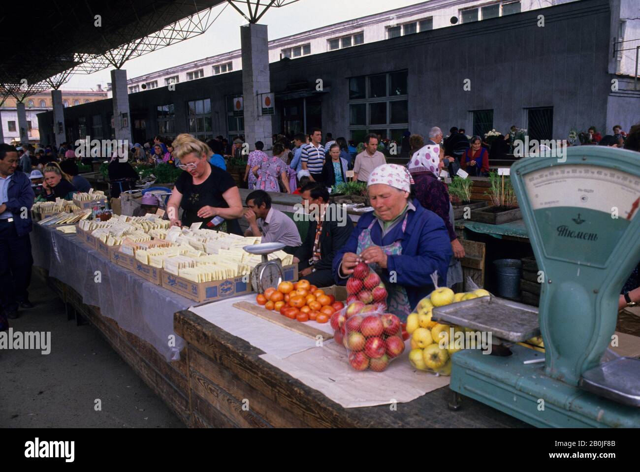 Russia siberia irkutsk market hi-res stock photography and images - Alamy