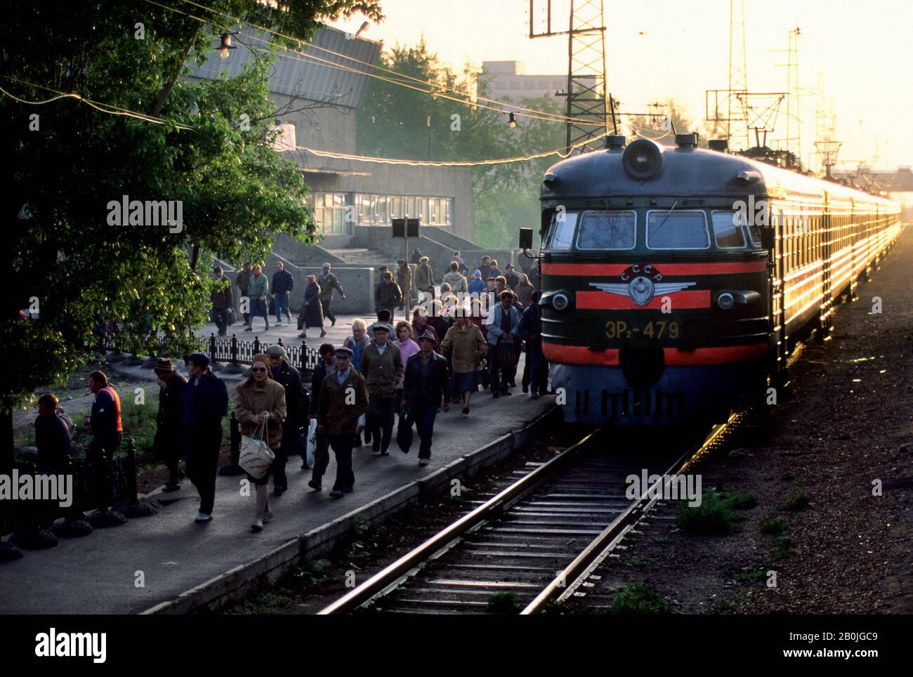 RUSSIA, SIBERIA, NOVOSIBIRSK, TRAIN STATION IN SUBURB WITH COMMUTER ...