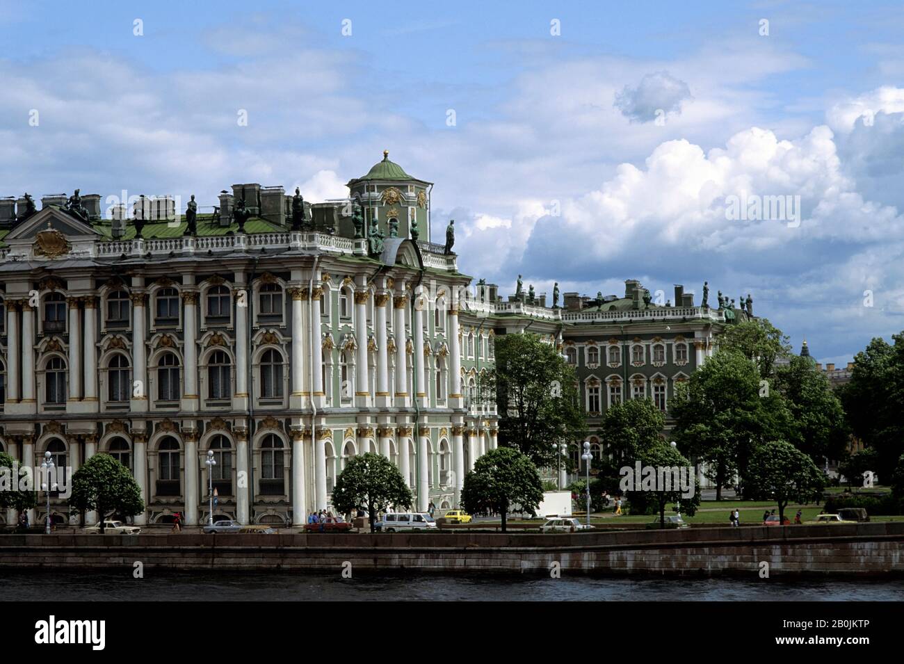Winter palace russia hi-res stock photography and images - Alamy