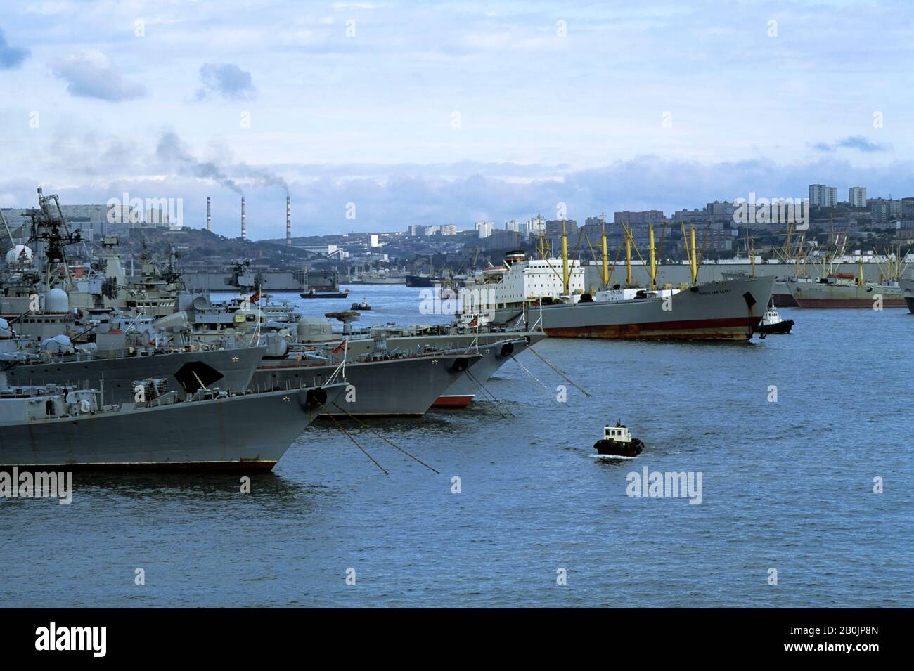 RUSSIA, VLADIVOSTOK, PORT, VIEW OF NAVY SHIPS Stock Photo - Alamy