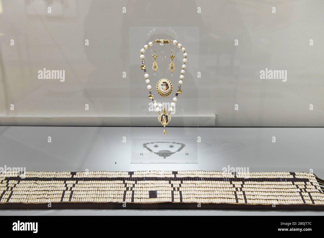 Smithsonian American Art Museum presented G‡uid—lb gy‡ from Keri ...