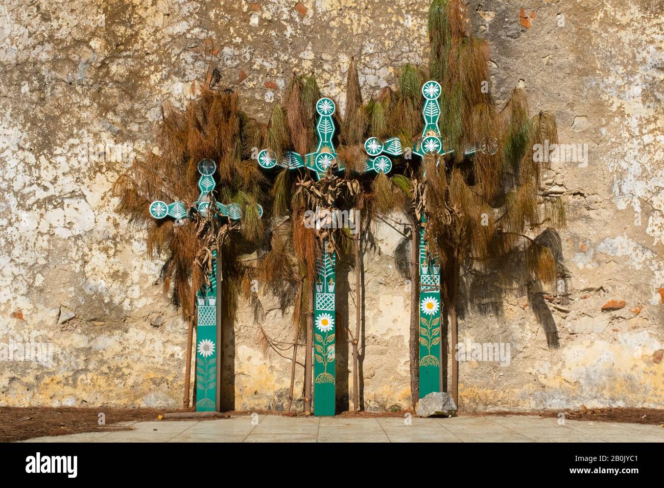 Green Mayan crosses in the old church, Chamula, Chiapas Highlands ...